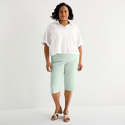 Click here for Liz Claiborne Lisa Womens Plus Straight Capri Pant... prices