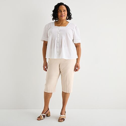 Click here for Liz Claiborne Lisa Womens Plus Straight Capri Pant... prices