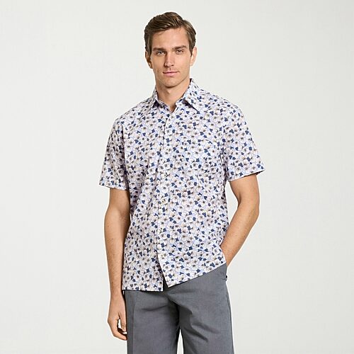 Click here for Van Heusen Originals Mens Short Sleeve Regular Fit... prices
