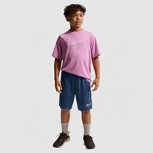 Click here for Nike Dri-Fit Trophy Big Kid Unisex Woven Pull-On S... prices
