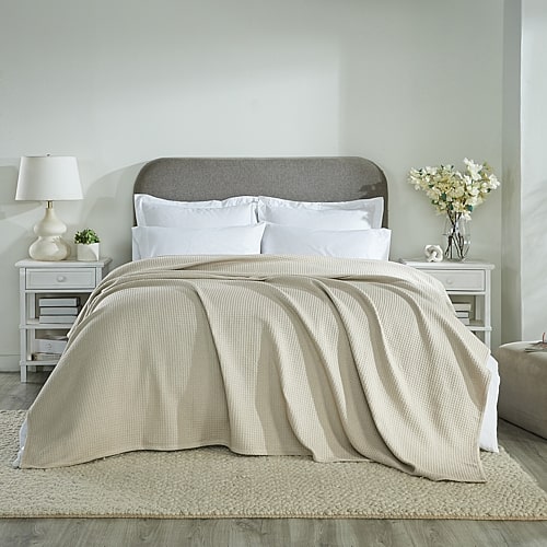 Click here for Better Trends Janiya Waffle Lightweight Blanket  O... prices