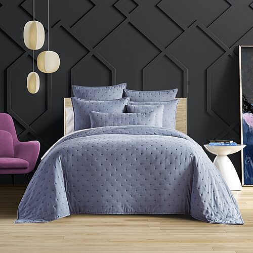 Click here for J. Queen New York Vesper 3pc. Quilt Set prices
