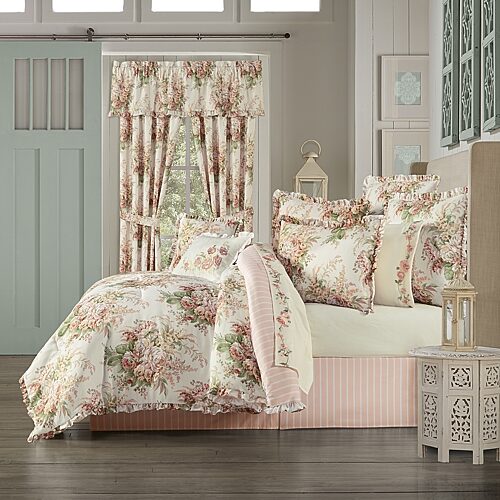 Click here for Royal Court Estelle 4pc. King/Cal. King Comforter... prices