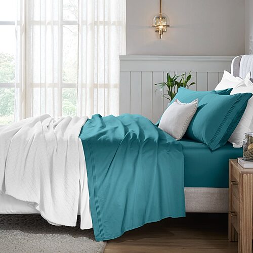 Click here for Superior 650 Thread Count Solid Deep Pocket Sheet... prices