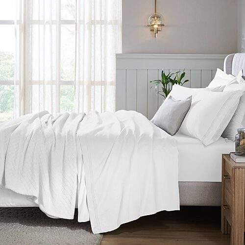 Click here for Superior 650 Thread Count Solid Deep Pocket Sheet... prices