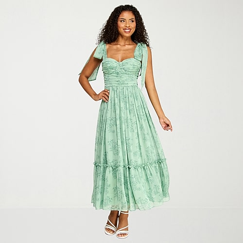 Click here for Premier Amour Womens Midi Sweetheart Neck Sleevele... prices
