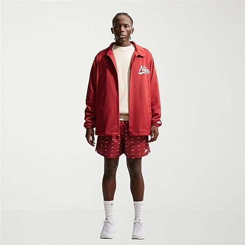 Click here for Nike Mens Elastic Waistband Woven Shorts - Univers... prices