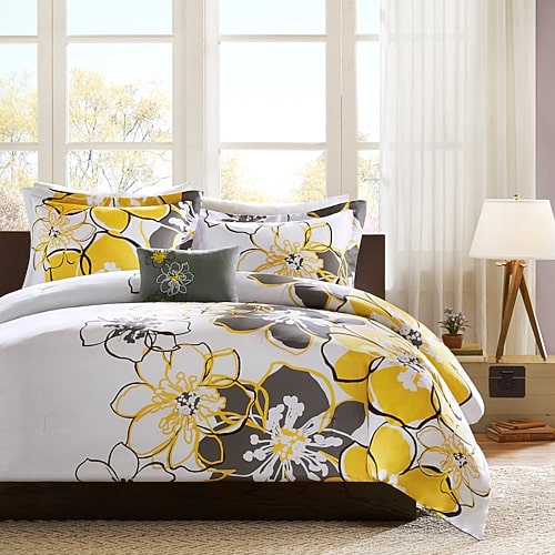 Intelligent Design Mackenzie Floral Comforter Set with decorative pillow  One Size  Yellow