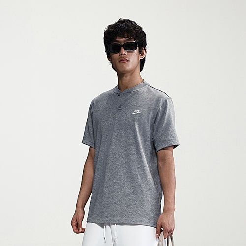 Click here for Nike Mens Crew Neck Short Sleeve T-Shirt  Medium... prices