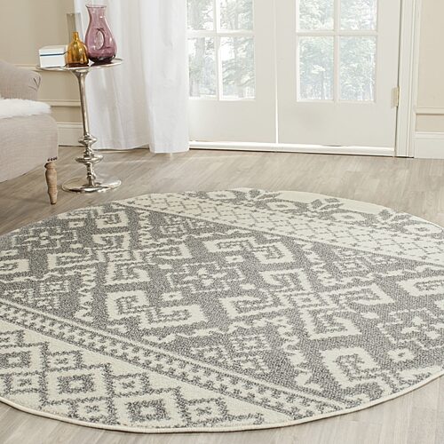 Click here for Safavieh Alicia Geometric Area Rug  One Size  Mult... prices