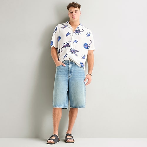 Click here for Arizona Super Baggy Fit Mens 14 Denim Short  36  G... prices