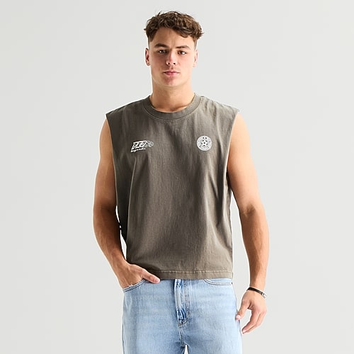 Click here for Arizona Mens Crew Neck Sleeveless Muscle T-Shirt... prices
