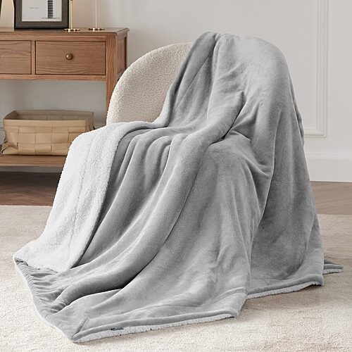Click here for Bedsure Sherpa Solid Midweight Blanket  One Size... prices