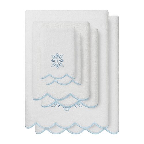 Click here for Linum Home Textiles Flower Crest Scallop 6-pc. Qui... prices