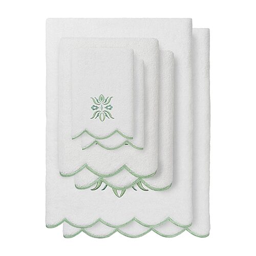Click here for Linum Home Textiles Flower Crest Scallop 6-pc. Qui... prices