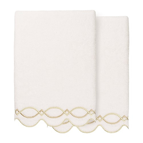Click here for Linum Home Textiles Diamond Chain Scallop 2-pc. Qu... prices