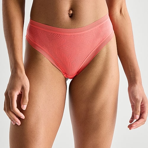 Click here for Ambrielle Smooth Lace Thong Panty  Xx-large  Pink prices