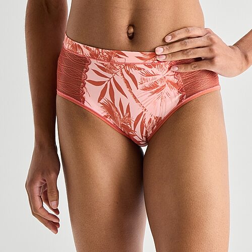Click here for Ambrielle Supersoft Brief Panty  Small  Pink prices
