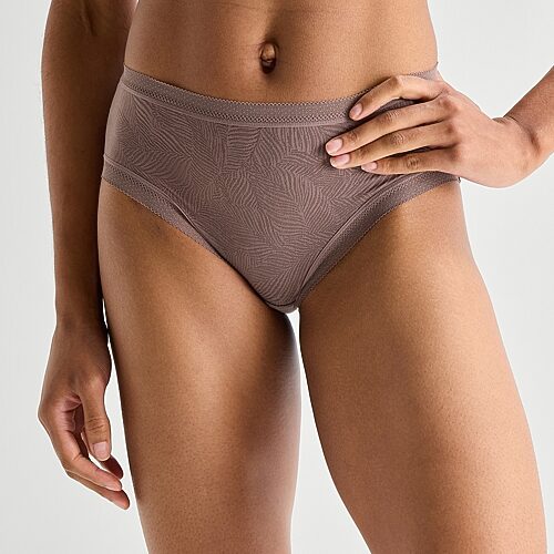 Click here for Ambrielle Smooth Lace Hipster Panty  Small  Brown prices
