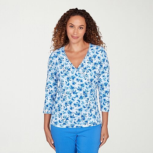 Click here for Hearts Of Palm Floral Side Ruched Womens V Neck 3/... prices