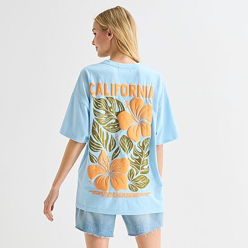 Click here for California Flower Market Oversized Tee Womens Juni... prices