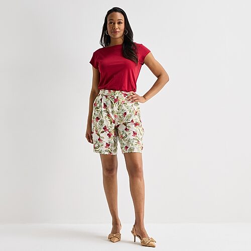 Click here for Liz Claiborne Womens Pleated Short  8  White prices