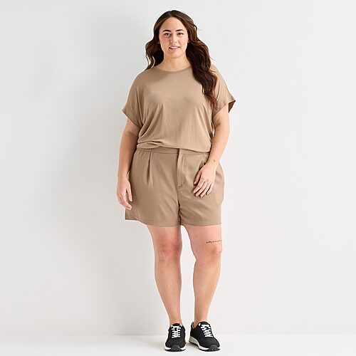 Click here for Stylus Womens High Rise Plus Pull-On Short  1x  Be... prices