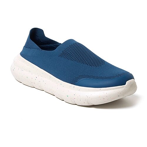 Click here for Dearfoams Knox Mens Memory Foam Slip-On Slippers... prices