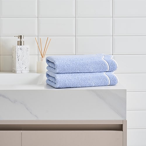 Click here for Peri Home Scallop 2-pc. Bordered Bath Towel  One S... prices