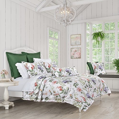 Click here for Queen Street Claudia 3-pc. Floral Midweight Comfor... prices