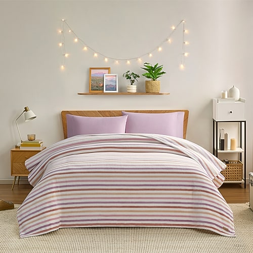 Click here for Bearpaw Super Cozy Midweight Blanket  One Size  Pi... prices