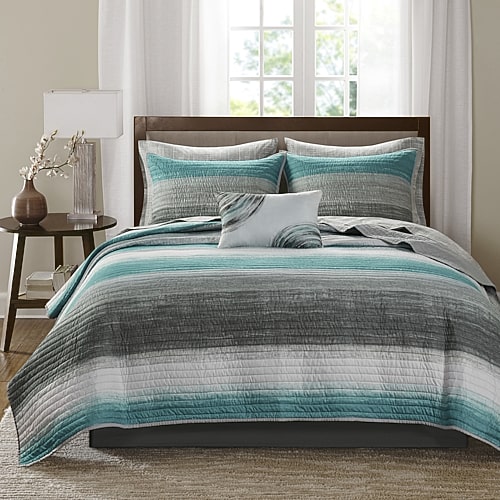 Click here for Madison Park Essentials Barret Quilt Set with Cott... prices