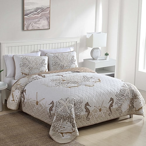 Click here for Carribbean Joe Coastal 3-Piece Quilt Set  King - B... prices
