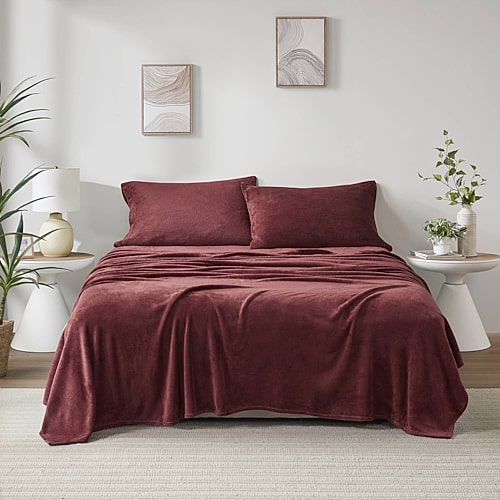 Click here for Madison Park Soloft Plush Micro-Fleece 4-Pc. Sheet... prices