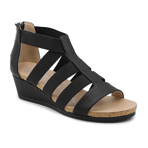 Click here for Mootsies Tootsies Womens Tickles Strap Sandals  8... prices