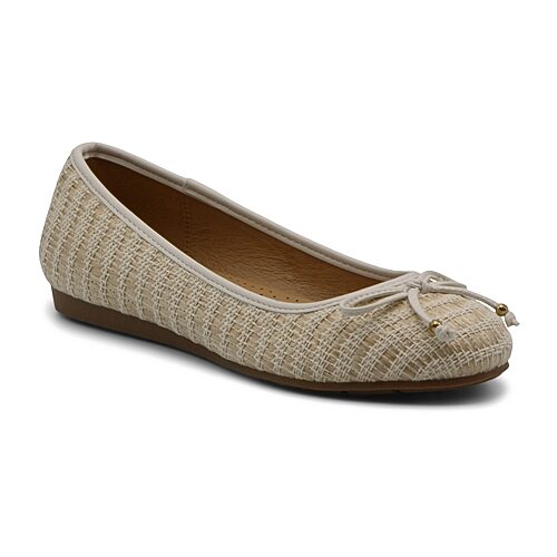 Click here for Mootsies Tootsies Cindrew Womens Round Closed Toe... prices