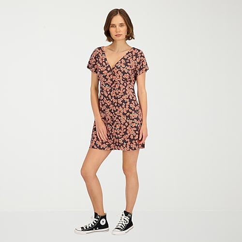 Click here for VOLCOM Womens Juniors Sundress  Medium  Black prices