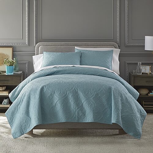 Click here for Broadhaven Harper Quilt Set  One Size  Blue prices