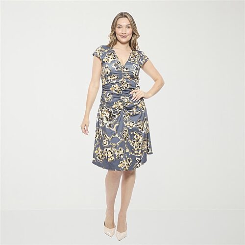 Click here for 24seven Comfort Apparel Womens Floral V-Neck Cap S... prices