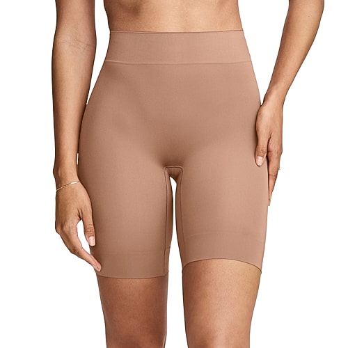 Click here for SkimmiesÂ SeamfreeÂ Ultralight Smoothing Mid-Thigh... prices