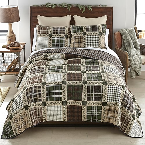 Donna Sharp Pine Patch Quilt Sets