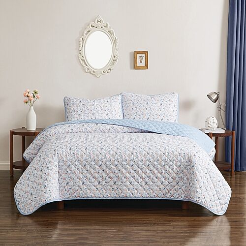 Truly Soft Maine Floral Quilt Set  One Size  Multiple Colors