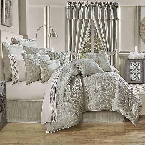 Click here for Five Queens Court Nouveau 4-Pc. Comforter Set  Cal... prices