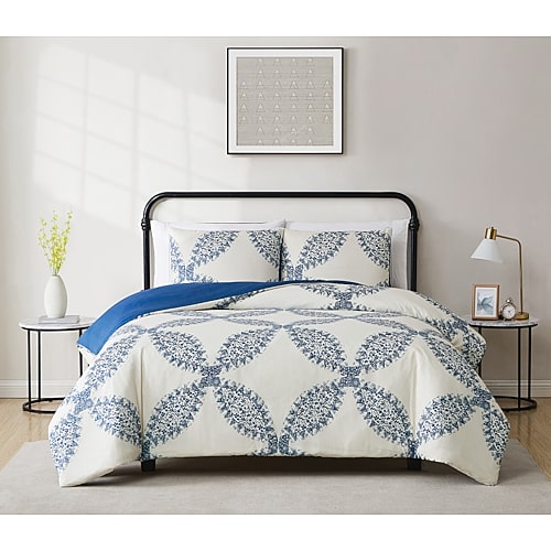 Click here for Cannon Abigail Medallion Reversible 3pc. Comforter... prices