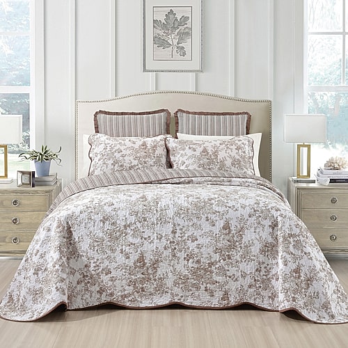 Click here for Laurel Manor Toile Garden Cotton Bedspread  One Si... prices