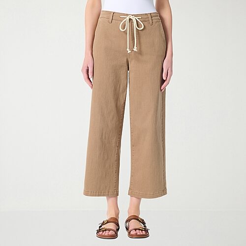 Click here for Gloria Vanderbilt Womens Capri Jean  6  Beige prices