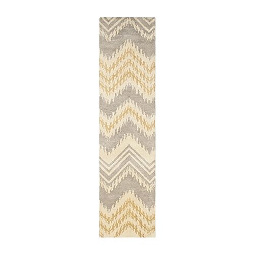 Click here for Safavieh Capri Collection Ronni Chevron Runner Rug... prices