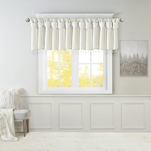 Click here for Madison Park Natalie 50W X 26L Lightweight Twisted... prices