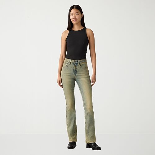 Click here for Levis Womens 725 High Rise Bootcut Jean  28  Blue prices
