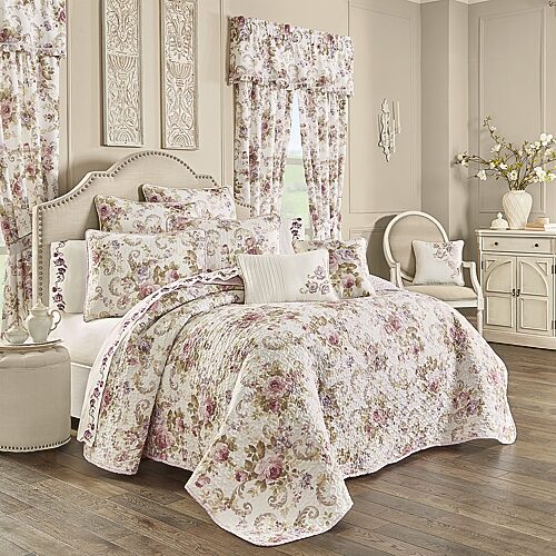 Click here for Royal Court Chambord 3pc. Reversible Quilt Set prices